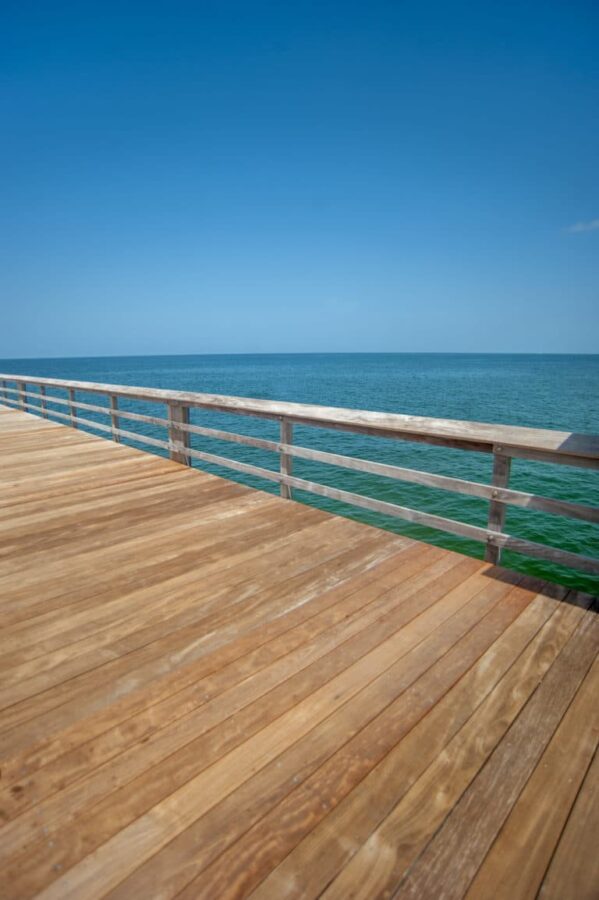 Seawall Construction Materials: Vinyl and Marine Lumber